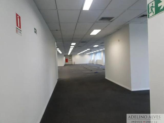 Excelente conjunto comercial no Morumbi Square, ideal para escritórios e consultórios