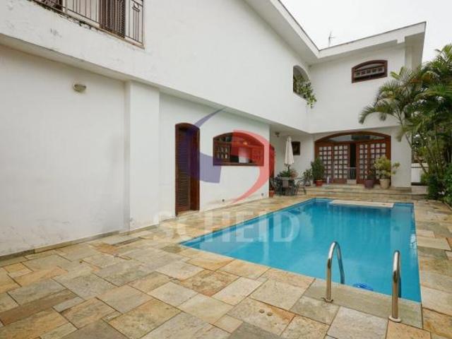 EXCELENTE CASA 4 DTS 3 SUITES 350 M² DE CONSTRUÇÃO