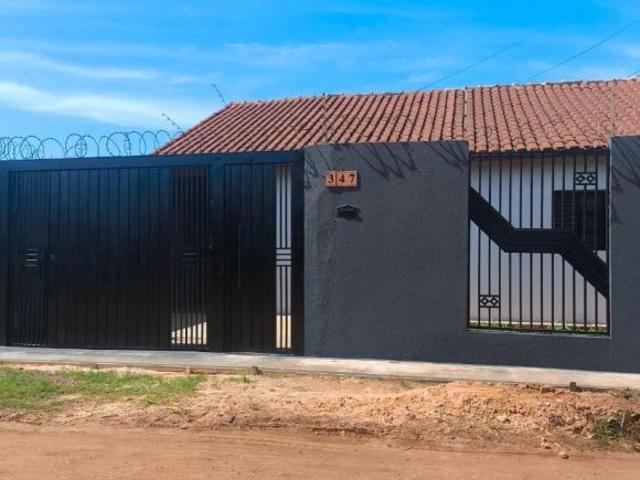 Excelente Casa 02 quartos churrasqueira quinta amplo aceita financiamento MCMV