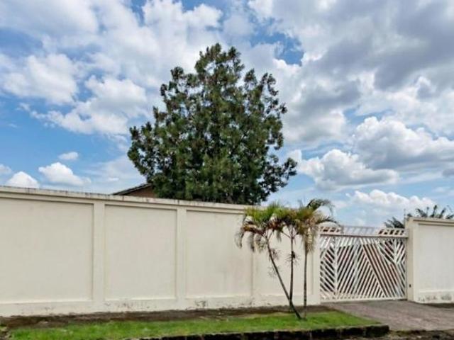 Excelente Casa