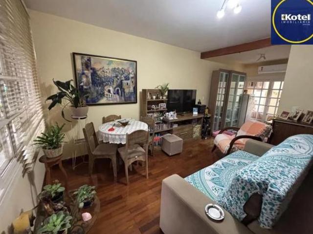 Excelente Casa 2 Dormitórios em Condomínio Fechado