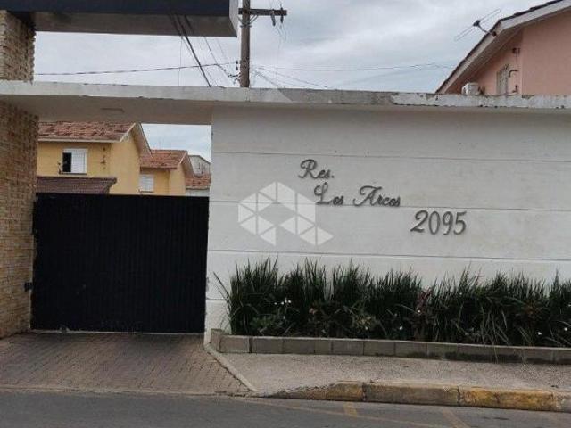 Excelente Casa 2 Dormitórios em Condomínio Fechado bairro Rio Branco em Canoas