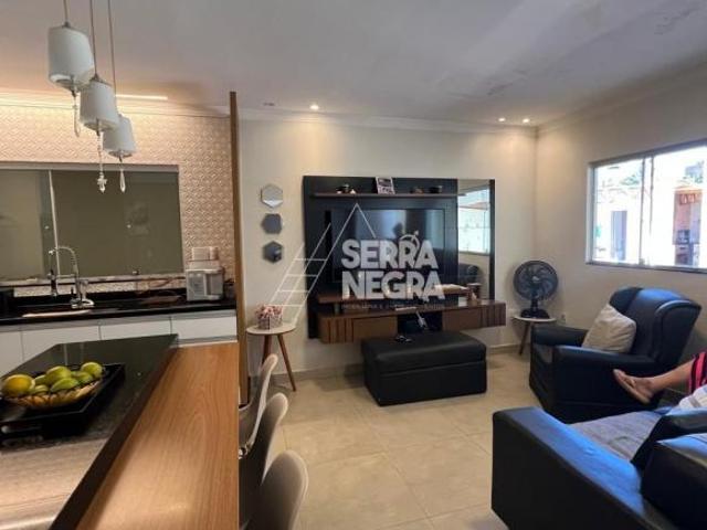 EXCELENTE CASA 3 QUARTOS ESCRITURADA FINANCIA CONDOMINIO LAZER COMPLETO ARNIQUEIRA DF