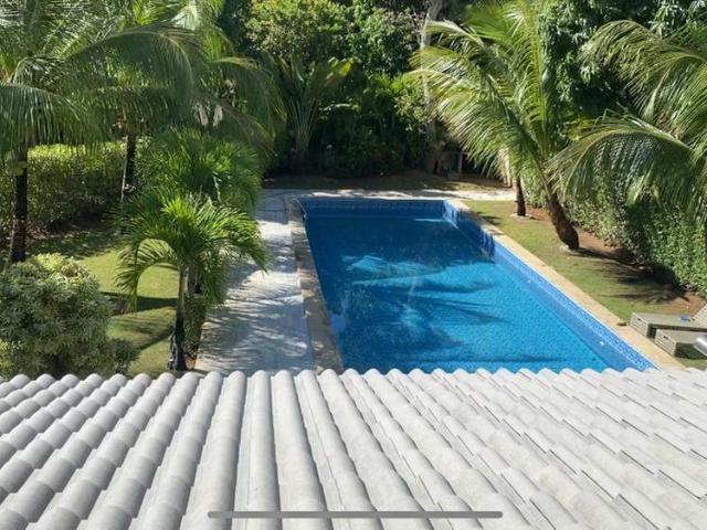 Excelente casa temporada 4/4, sendo 03 suítes Busca Vida Bahia