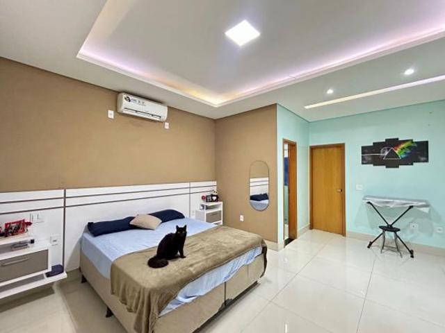 Excelente casa terreno escriturado na Rua 02 Colônia Agrícola Samambaia