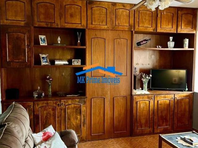 Excelente Casa Térrea 292m² c/ 4 Dorm 2 Vagas para Venda Ayrosa/SP
