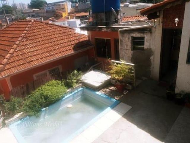 Excelente Casa Térrea com piscina, churrasqueira, 2 dormitórios e 1 banheiro em Vila Moreira Gu