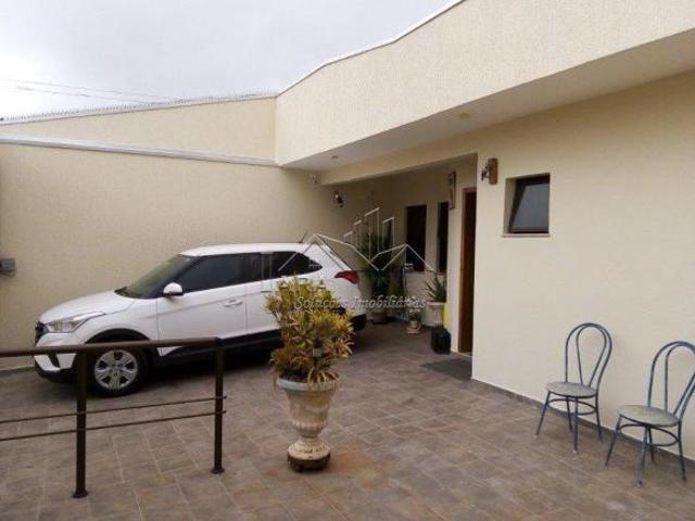 EXCELENTE CASA TÉRREA COM 230 M² DE ÁREA CONSTRUIDA NO BAIRRO DA VILA RÉ
