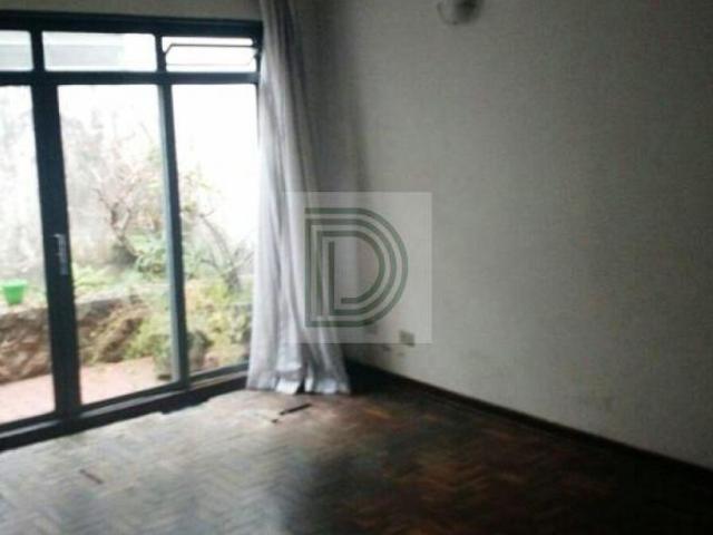Excelente casa térrea com 3 dormitórios, sendo 1 suíte