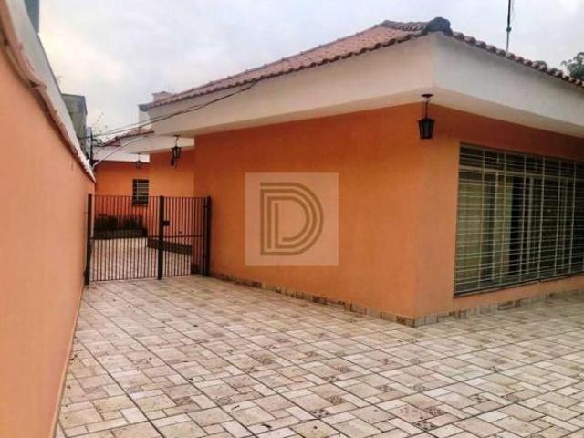Excelente casa térrea com 4 dormitórios
