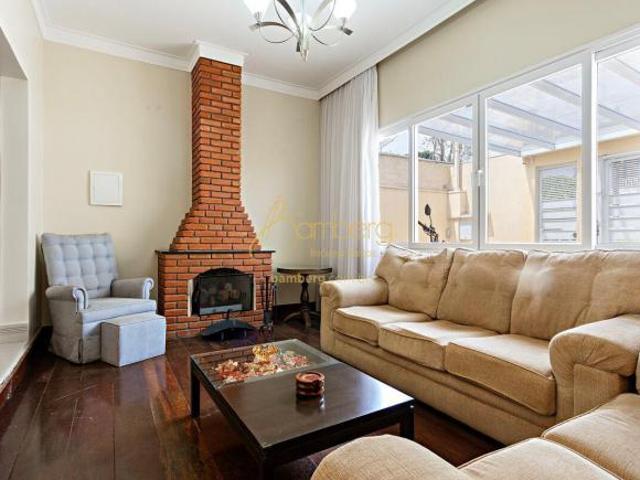 EXCELENTE CASA TÉRREA COM 4 DORMITÓRIOS SUITE SALA COM LAREIRA, S/ JANTAR PISCINA,CHURRASQUEIRA!