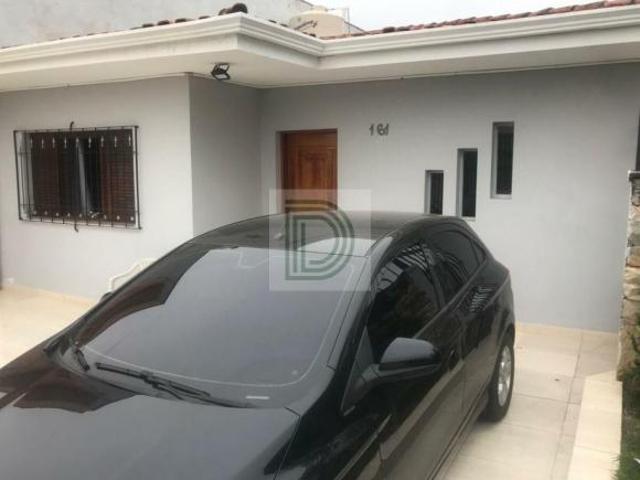 Excelente Casa Térrea à Venda 3 Dormitórios | Ótima Localização