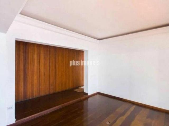 Excelente Casa Térrea à Venda em Moema SP !