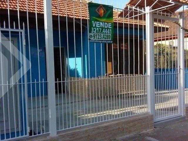 EXCELENTE CASA TÉRREA DIFERENCIADA, REFORMADA