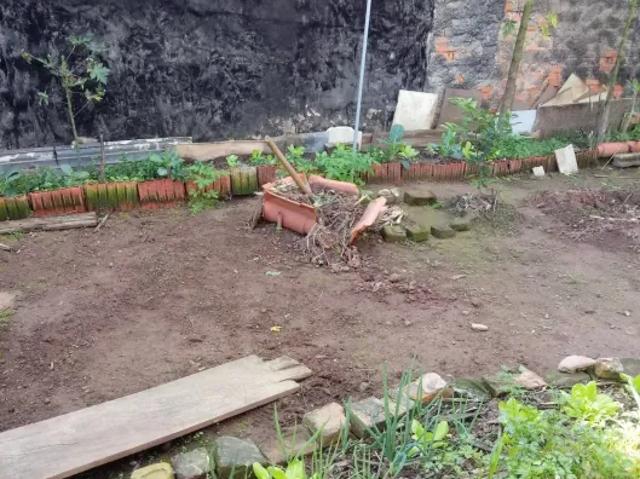 Excelente casa térrea em terreno de 300 metros na vila haro!