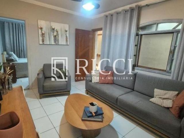 Excelente casa térrea espaçosa em São Vicente