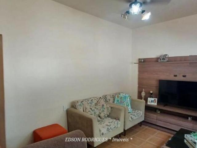EXCELENTE CASA TÉRREA * ESQUINA * EXCELENTE PARA COMÉRCIO
