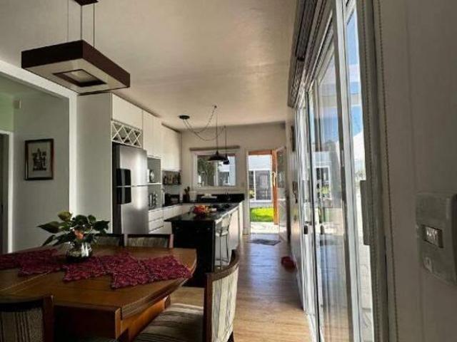 Excelente casa térrea no bairro Fragata – conforto, segurança e localização privilegiada