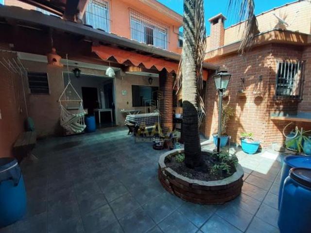 Casa com 240 m² e 3 quartos à venda no Conjunto Residencial Butantã