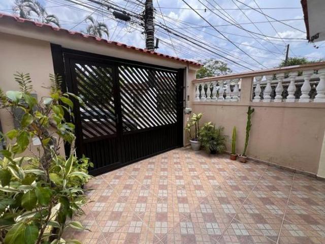 Excelente casa térrea na Vila São Jorge em São Vicente