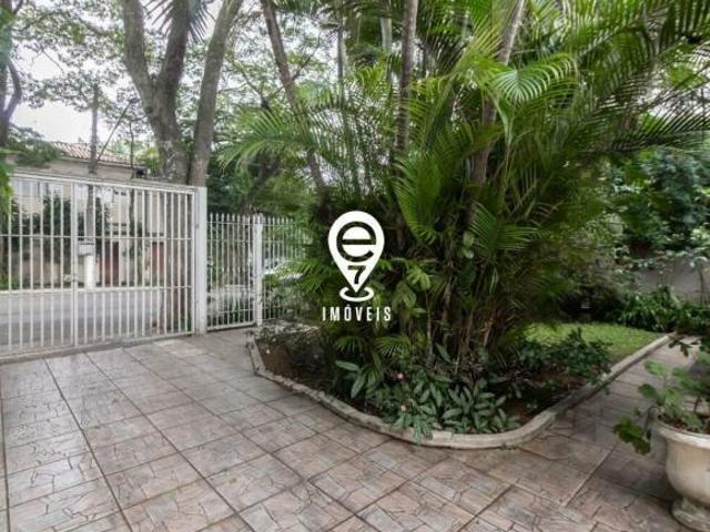 EXCELENTE CASA TÉRREA PARA VENDA DE 4 DORMITÓRIOS NO CAMPO BELO!