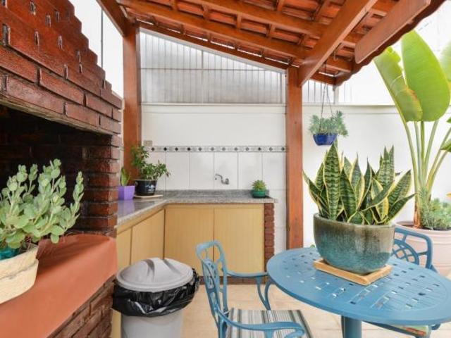 Deslumbrante casa para venda em Bosque da Saúde com 3 quartos, sendo 1 suíte, 349m² remaxfront#YQO