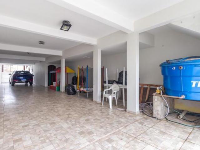 Agradável casa para venda em Parque São Domingos com 3 quartos, sendo 3 suítes, 222m² niezete gome