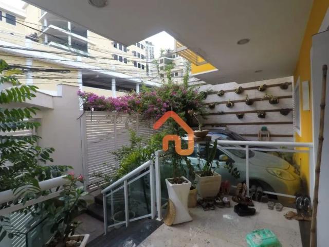 Excelente casa triplex Santa Rosa!