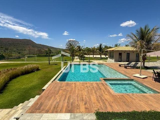 Excelente Casa à Venda na Aldeia dos Pirineus – 16.046,35 m² de Natureza e Tranquilidade!
