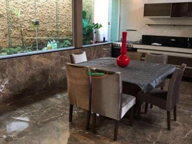 Excelente casa à venda no bairro Xangri Lá, Contagem!