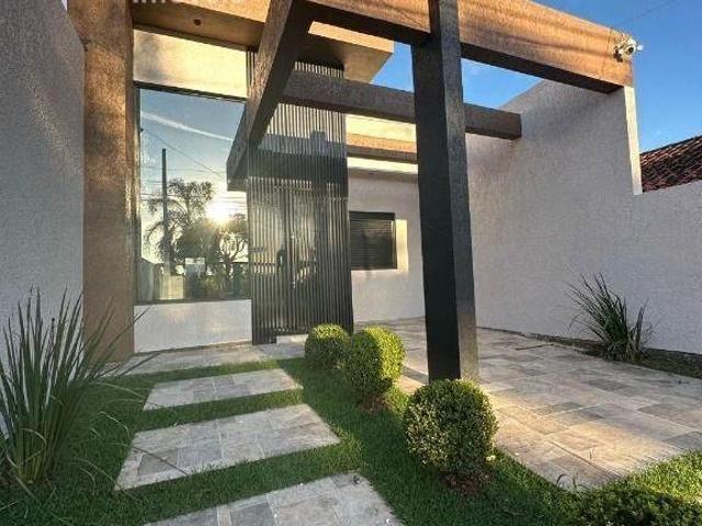 Excelente casa à venda no bairro Central Park Cachoeirinha/RS