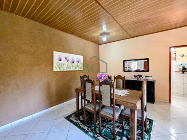 Excelente casa á venda no bairro Chácara Poços de Caldas MG