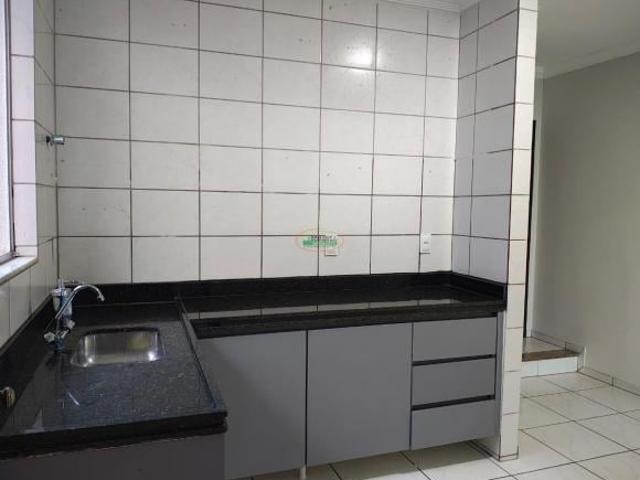 Excelente casa à venda no bairro Santa Mônica, Belo Horizonte!