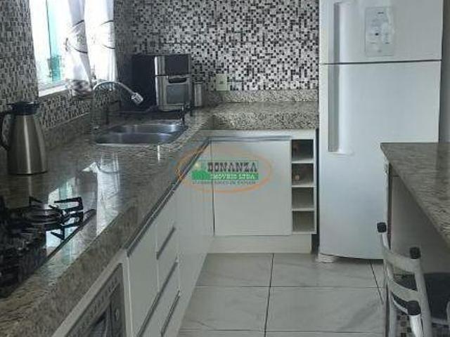 Excelente casa à venda no bairro Santa Mônica, Belo Horizonte!