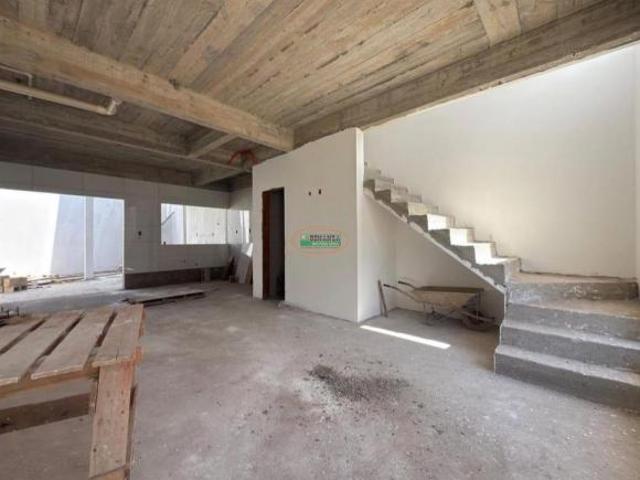 Excelente casa à venda no bairro Santo Agostinho, Conselheiro Lafaiete!