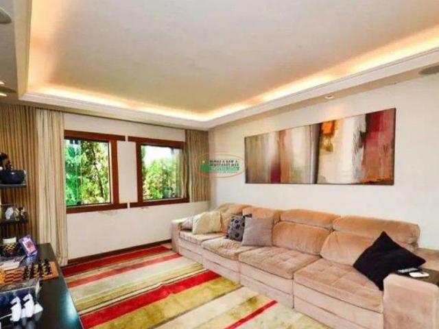 Excelente casa à venda no bairro Sagrada Família, Belo Horizonte!