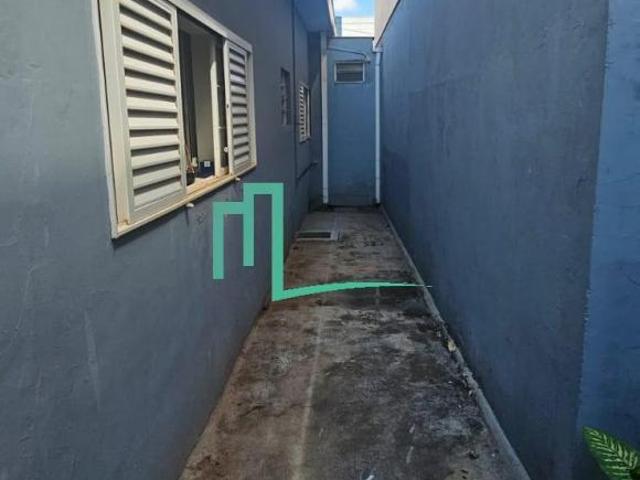 EXCELENTE CASA A VENDA NO CENTRO DE FRANCA SP