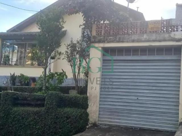 Excelente casa á venda no Centro de Poços de Caldas MG