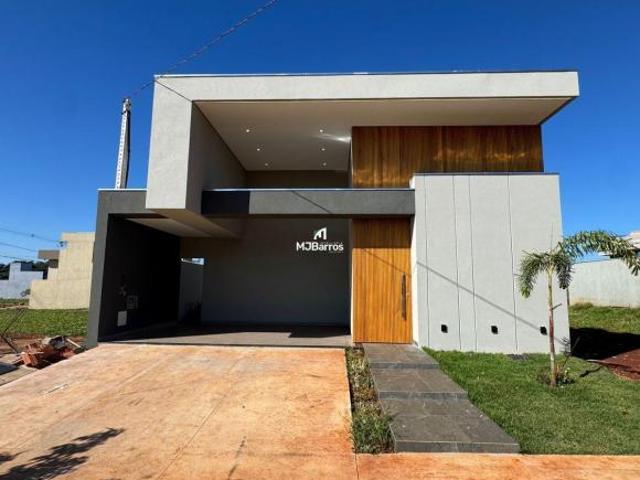 Excelente casa à venda no Condomínio Vivere do Lago em Dourados MS