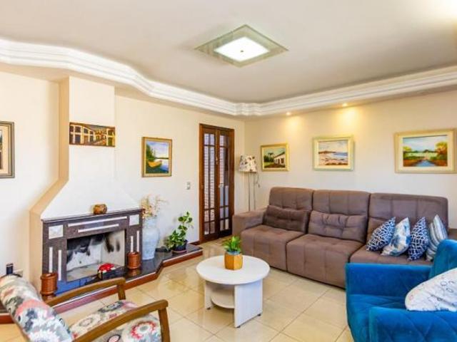 Excelente casa à venda no Jardim das Américas!
