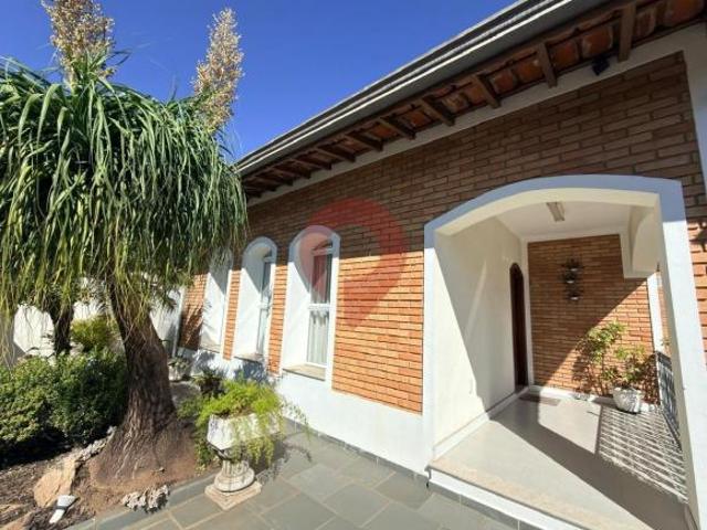 Excelente casa a venda no Jardim Pinheiros em Valinhos