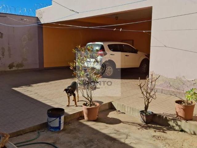 Excelente casa à venda no Lima Dias