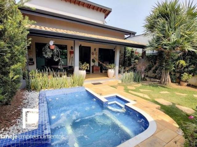 EXCELENTE CASA A VENDA NO PARQUE DAS LARANJEIRAS EM ITUPEVA