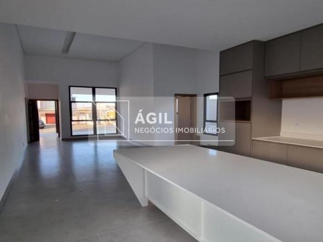 Excelente casa a venda nova com acabamento de primeira classe no Condomínio Terras do Vale Caçapav