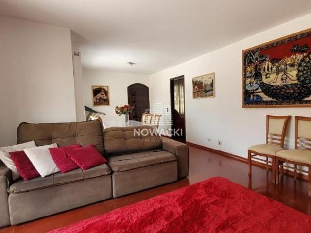 EXCELENTE CASA A VENDA COM 4 QUARTOS E 2 VAGAS NO SÃO BRAZ!