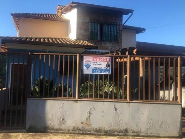 Excelente casa a venda, com três suites, no Condomínio Morada da Graça um condomínio fechado próxi