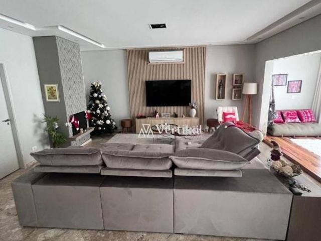 Excelente casa à venda Cond São Paulo II na Granja Viana