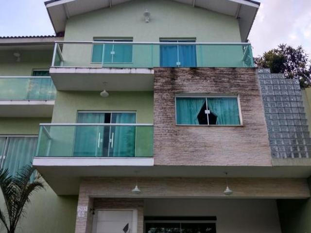 Excelente casa a venda condomínio COUTRY CLUBE Arujá SP