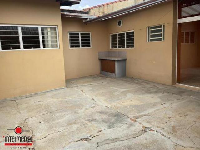 Excelente casa á venda, localizada em um dos melhores bairro da cidade de Boituva SP