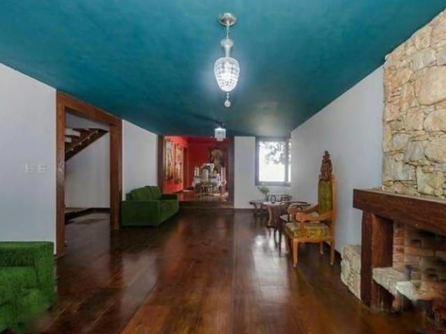Excelente casa à venda 384 metros quadrados, 4 quartos no São Bento